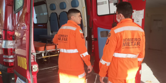 Menina de seis anos é resgatada por guarda-vidas após se afogar em ...